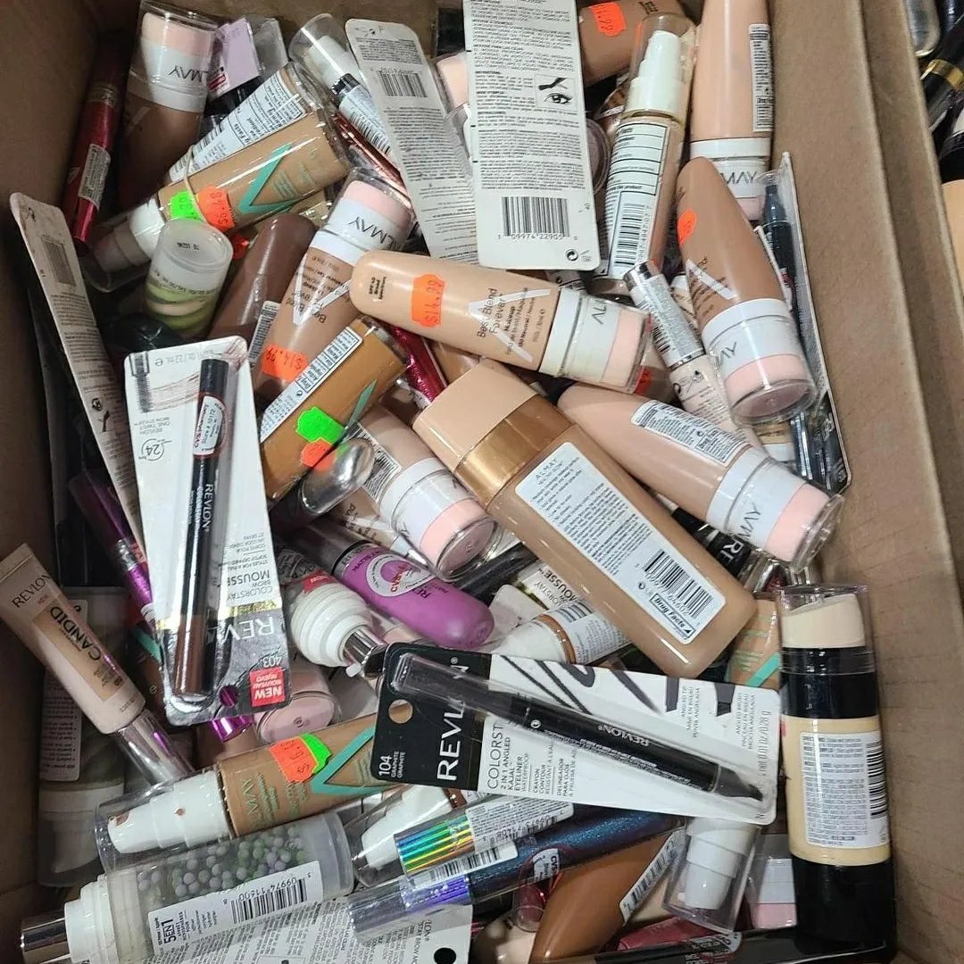 Buy cosmetics pallets in USA - Direct Liquidation Pallet UK